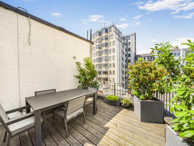 1 bedroom flat for rent in Hallam Street, City Of Westminster, London, W1W