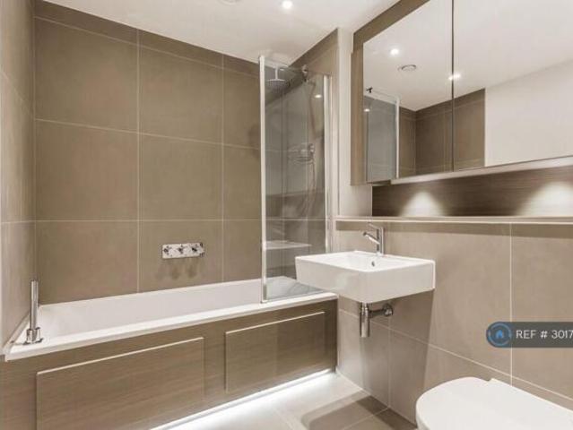 1 bedroom flat for rent in Hartfield Road, London, SW19