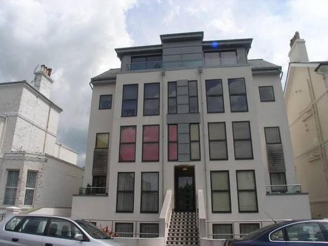 1 bedroom flat for rent in Hardwick Road Eastbourne East Sussex BN21