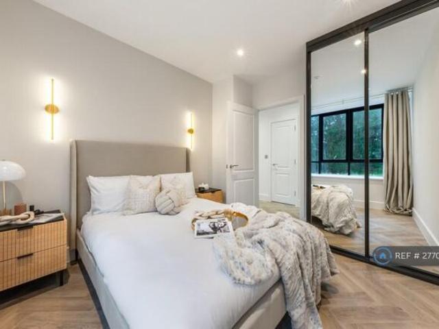 1 bedroom flat for rent in Hatfield Road, St. Albans, AL1