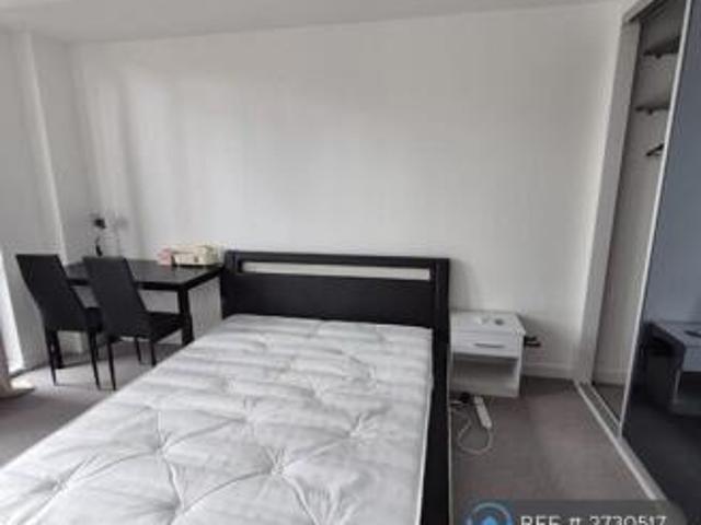 1 bedroom flat for rent in Hawthorn House, London, E15