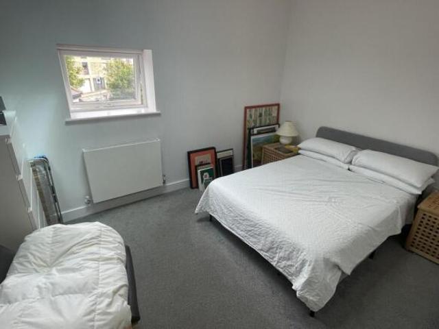 1 bedroom flat for rent in Hawthorne Road, Walthamstow, London, E17