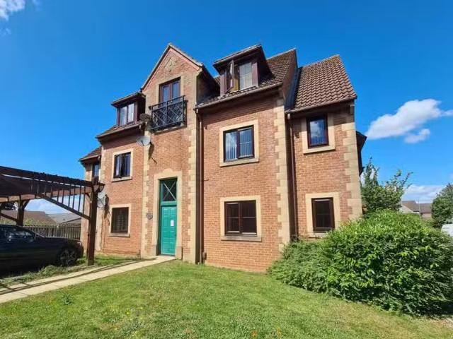 1 bedroom flat for rent in Hay Leaze, Yate, South Gloucestersh.