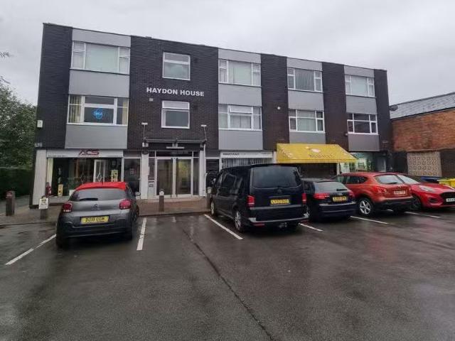 1 bedroom flat for rent in Haydon House, Studley Warwickshire.