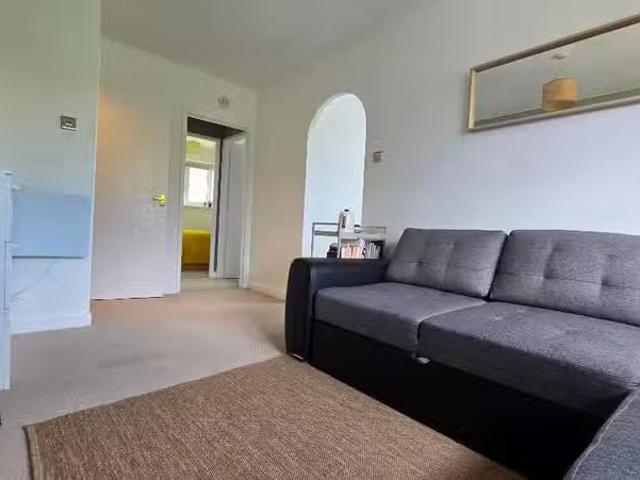 1 bedroom flat for rent in Haydock Close, Stratford Upon Avon.