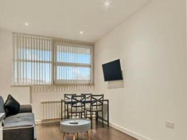 1 Bedroom Flat For Rent In Hayes, Greater London