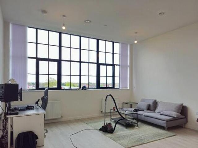 1 Bedroom Flat For Rent In Hayes, Middlesex