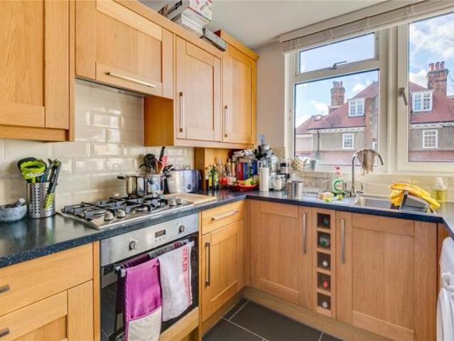 1 bedroom flat for rent in Hazlewell Road, Putney, SW15
