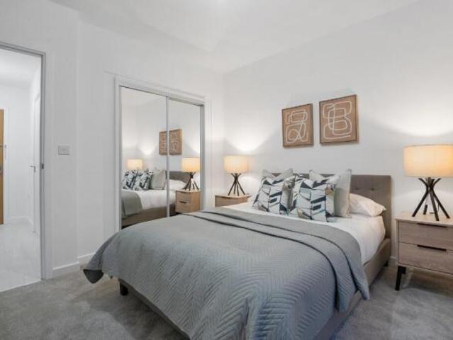 1 bedroom flat for rent in Hendon Waterside, London, NW9