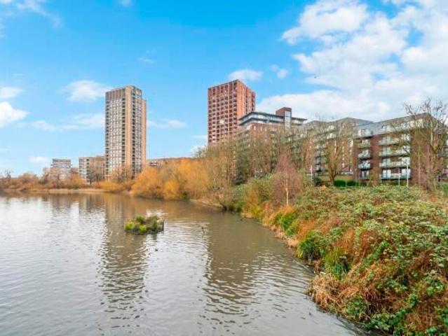 1 bedroom flat for rent in Hendon Waterside, London, NW9