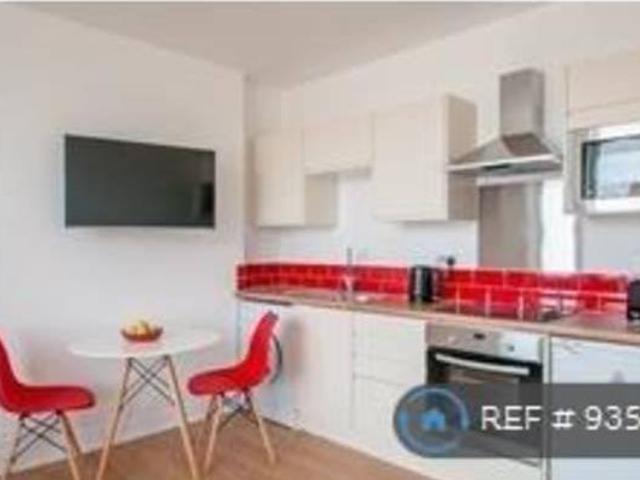 1 bedroom flat for rent in Heathfield Avenue Crewe CW1