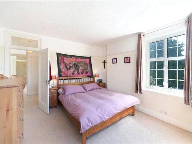 1 bedroom flat for rent in Heathfield Court, Heathfield Terrace, W4