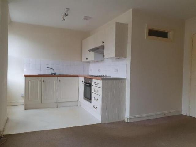 1 bedroom flat for rent in Heavitree Road, Exeter, EX1