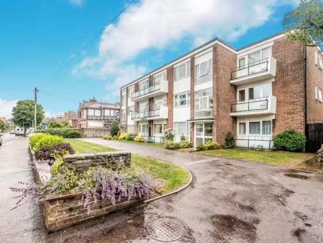 1 bedroom flat for rent in Heene Road, Worthing, BN11