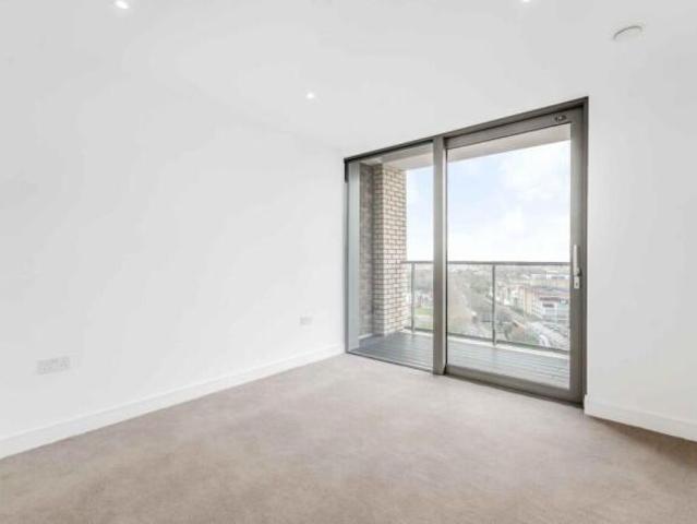 1 bedroom flat for rent in Heritage Tower, Canary Wharf, London, E14