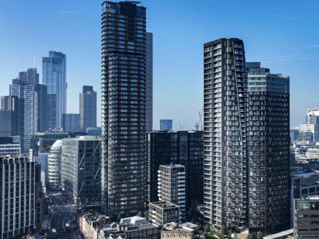 1 bedroom flat for rent in Hewett Street, Shoreditch EC2A