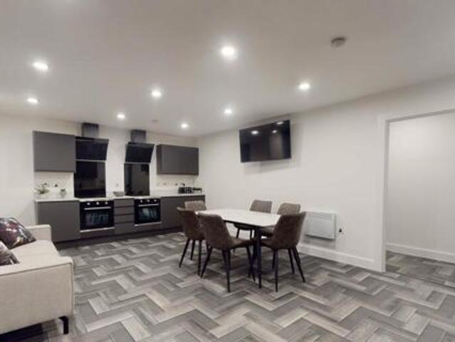 1 Bedroom Flat For Rent In High Road