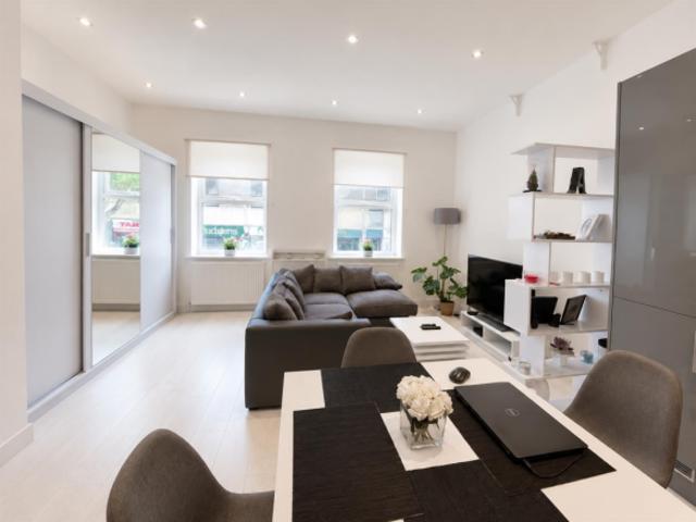 1 bedroom flat for rent in High Road, London, N2