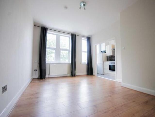 1 bedroom flat for rent in High Road, Leyton, E10 5PW, E10
