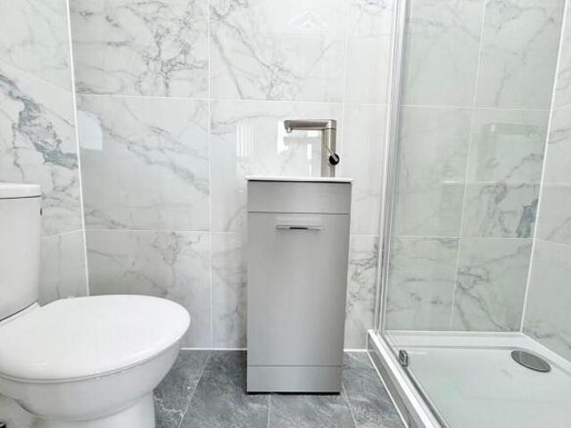 1 bedroom flat for rent in High Road, Southampton, SO16