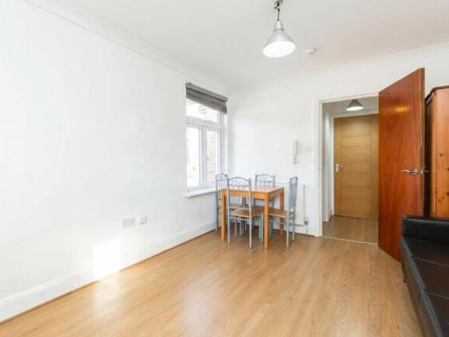 1 bedroom flat for rent in High Road, Willesden Green, NW10