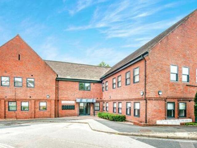 1 Bedroom Flat For Rent In High Street