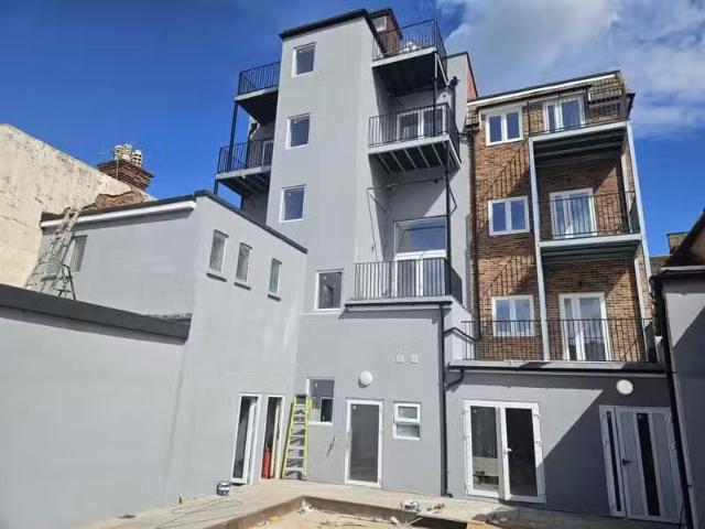 1 bedroom flat for rent in High Street, Aldershot, GU11