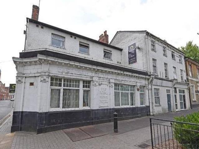 1 bedroom flat for rent in High Street Aldershot Hampshire GU11