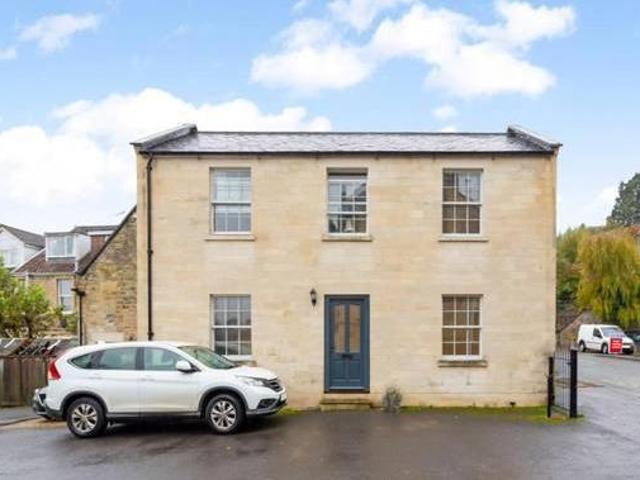 1 bedroom flat for rent in High Street Batheaston BA1