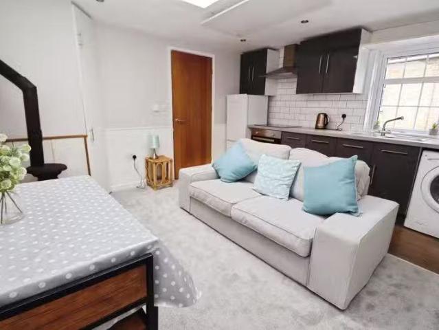 1 bedroom flat for rent in High Street, Brightlingsea, CO7