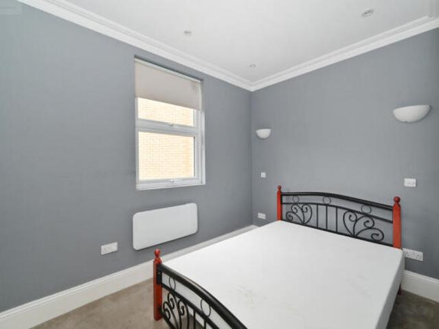 1 bedroom flat for rent in High Street, Croydon, CR0