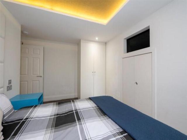 1 bedroom flat for rent in High Street, Edinburgh, EH1