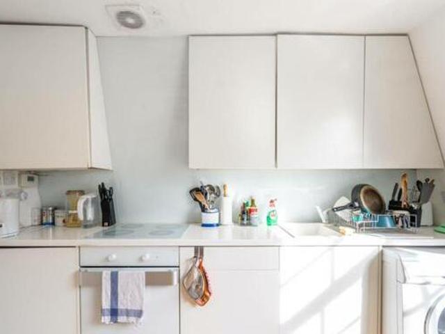 1 Bedroom Flat For Rent In High Street Kensington, London