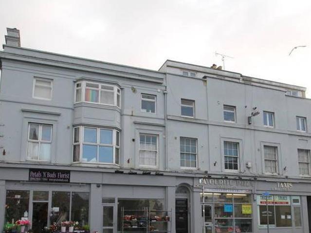 1 bedroom flat for rent in High Street Littlehampton BN17