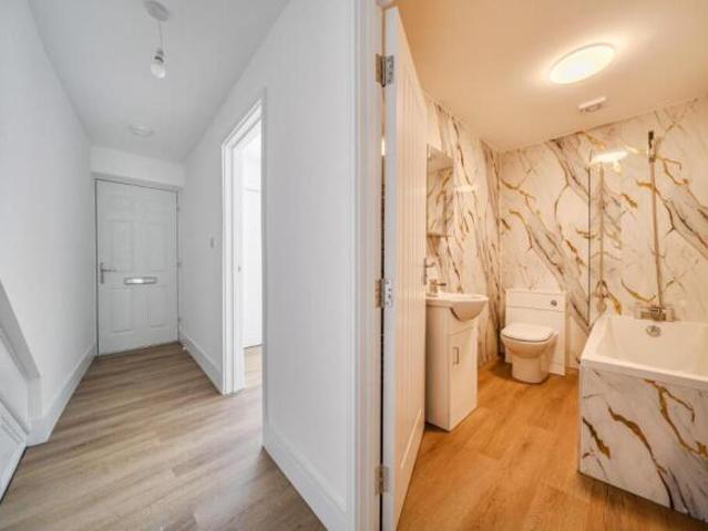 1 bedroom flat for rent in High Street, Orpington, BR6