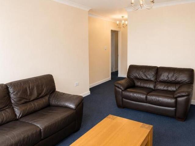 1 bedroom flat for rent in High Street, Orpington, Kent, BR6 0ND, BR6