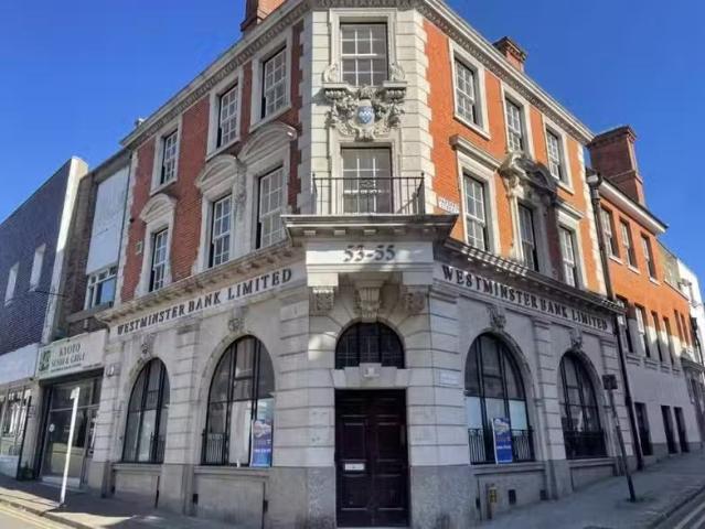1 bedroom flat for rent in High Street, Ramsgate, CT11