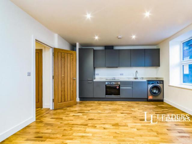 1 bedroom flat for rent in High Street, Sevenoaks, Kent, TN13