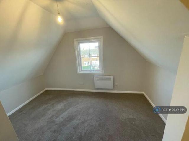 1 bedroom flat for rent in Highstreet Queenborough, ME11