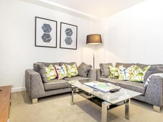1 bedroom flat for rent in Hill Street, Mayfair, London W1, W1J
