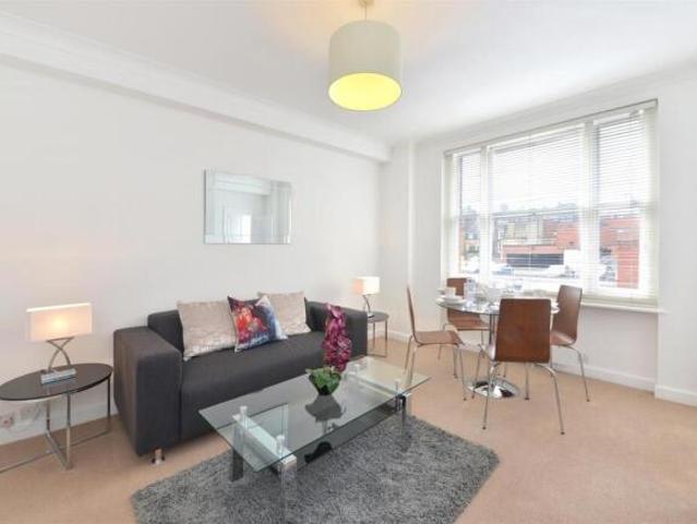 1 bedroom flat for rent in Hill Street, Mayfair, W1, W1J