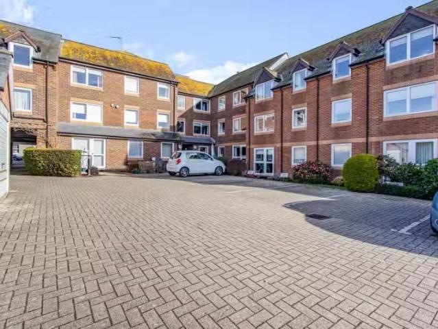 1 bedroom flat for rent in Homebredy House, DT6