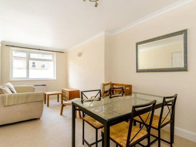 1 bedroom flat for rent in Homefield Road, Wimbledon Village, London, SW19