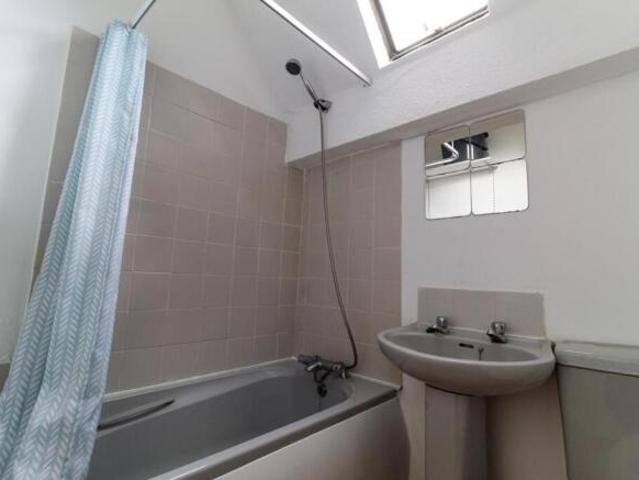 1 bedroom flat for rent in Hooley Range, Heaton Moor, SK4