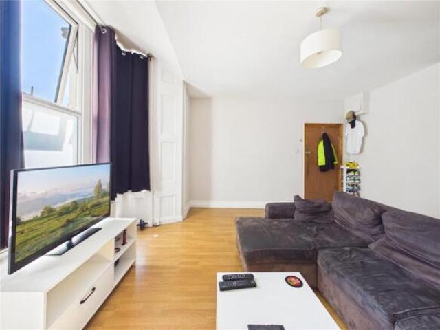 1 bedroom flat for rent in Hoe Street, Walthamstow, E17