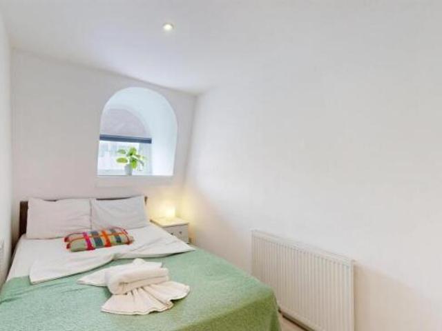 1 bedroom flat for rent in Hogarth Road, Earls Court, SW5
