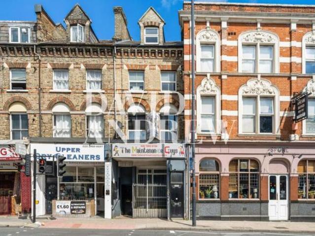 1 bedroom flat for rent in Holloway Road, London, N19