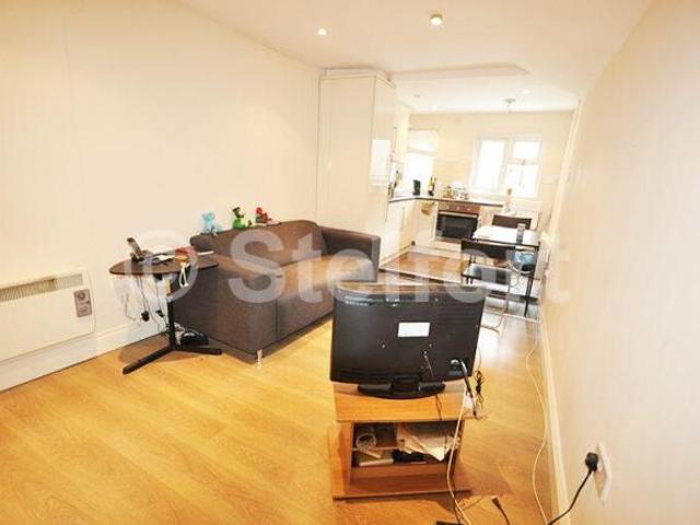 1 bedroom flat for rent in Holloway Road, London, N7