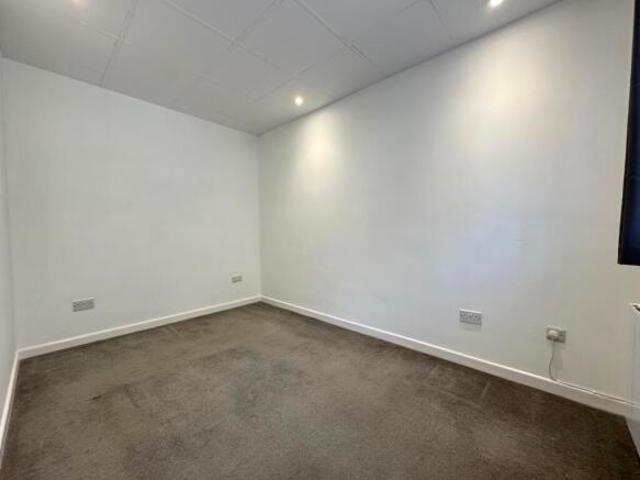 1 bedroom flat for rent in Hollybush House, Bournemouth, BH5