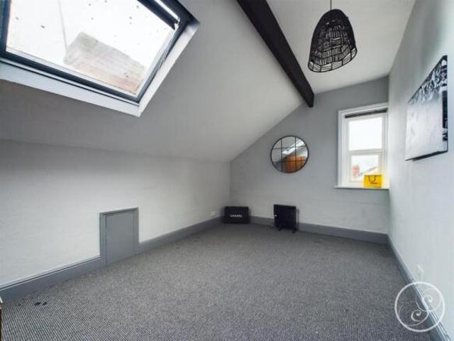 1 bedroom flat for rent in Hollyshaw Lane, Whitkirk, Leeds, LS15